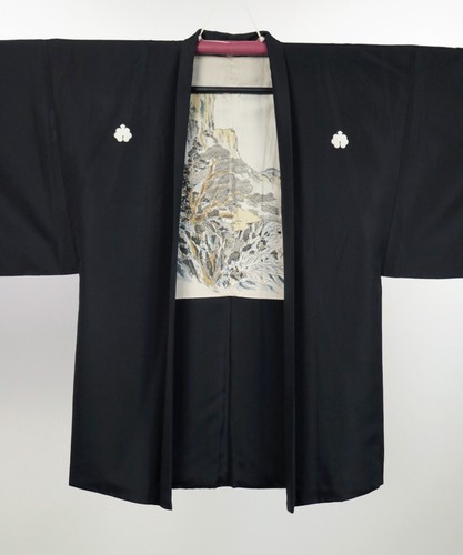 Kimono / Plain Black Silk Montsuki Men's Haori with Sumo Family Crests ...