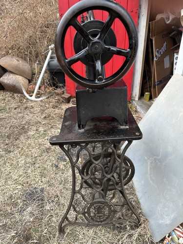 Antique 1918 Singer Model 29-4 Treadle Sewing Machine for Leather/Heavy ...