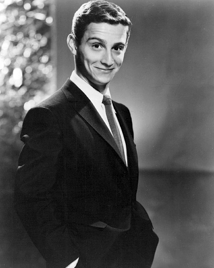 Joel Grey