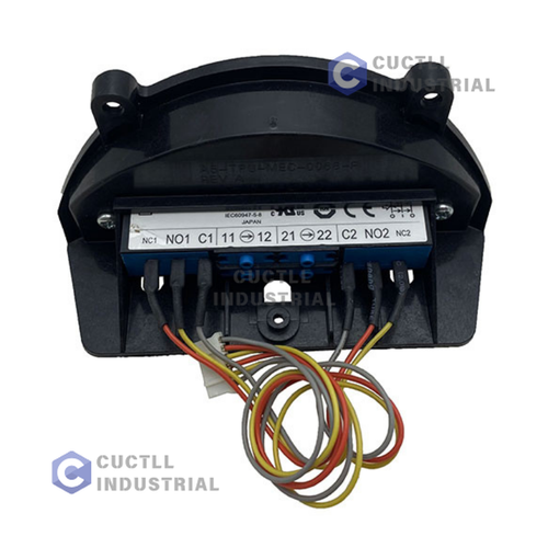 IDEC HE2B-M2 For ABB DSQC679 3HAC028357-001 Enabling Controller Switch ...