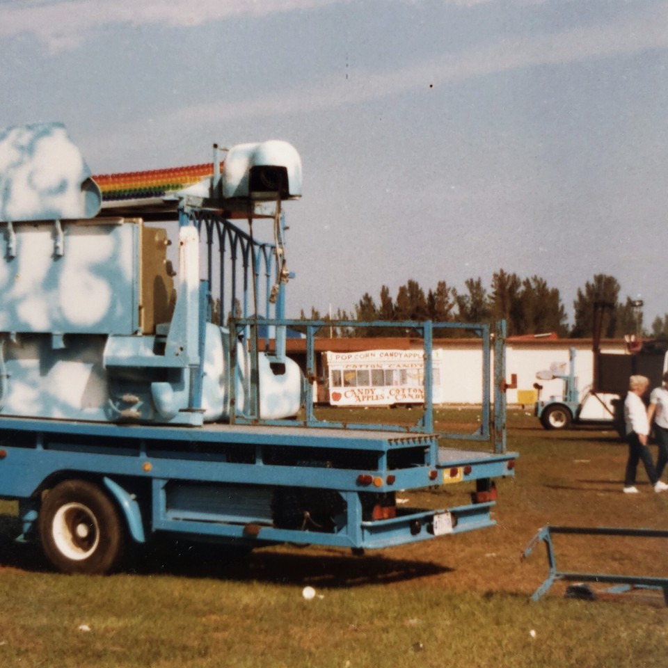 Amusement Park Ride Truck Photo 1980s Carnival Trailer Food Apples ...
