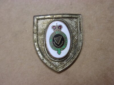 Northern Ireland RUC Royal Ulster Constabulary Irish Police Crest Pin ...