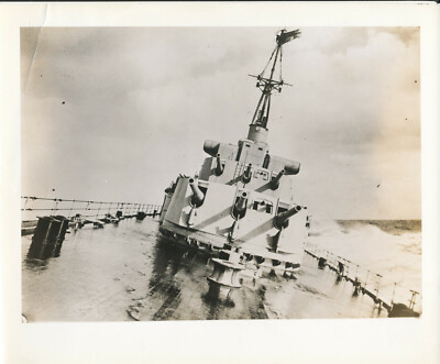 HMS Kenya turrets 3&4 WWII 1940s official British Royal Navy Ship 8x10 ...
