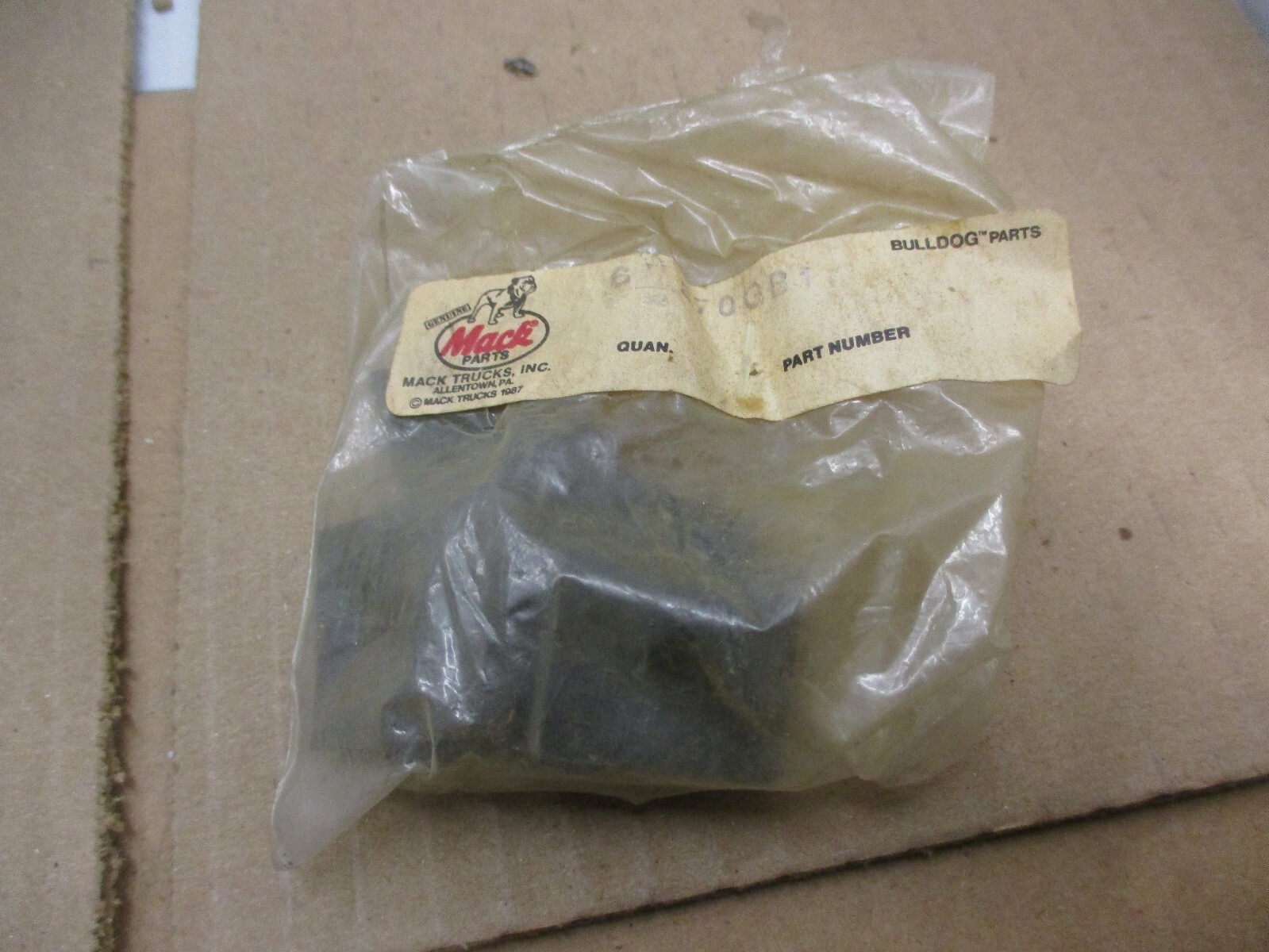 MACK FUEL LINE BRACKET 270GB14 QTY-1 | eBay