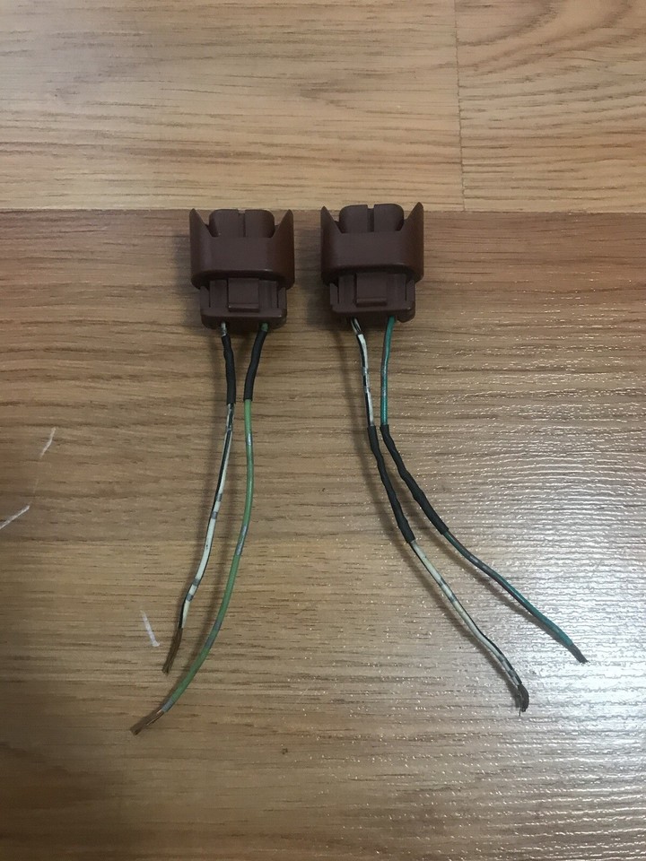 06-13 OEM Lexus IS250/IS350 9006 HB4 Pigtail Female Harness | eBay