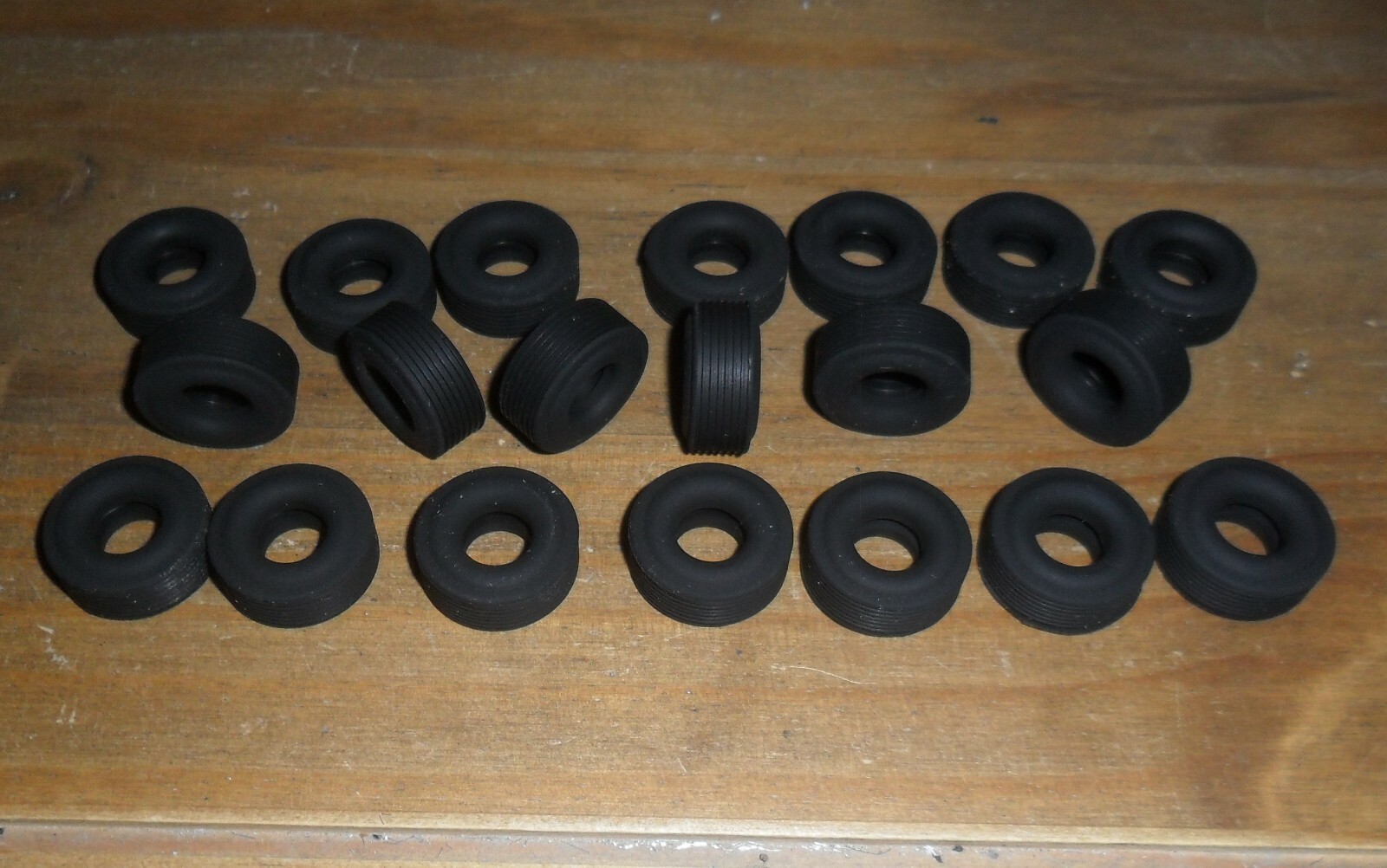 Scalextric new grippy Power sledge car tyres C5, C6, C8, C9 etc. SUPERB ...
