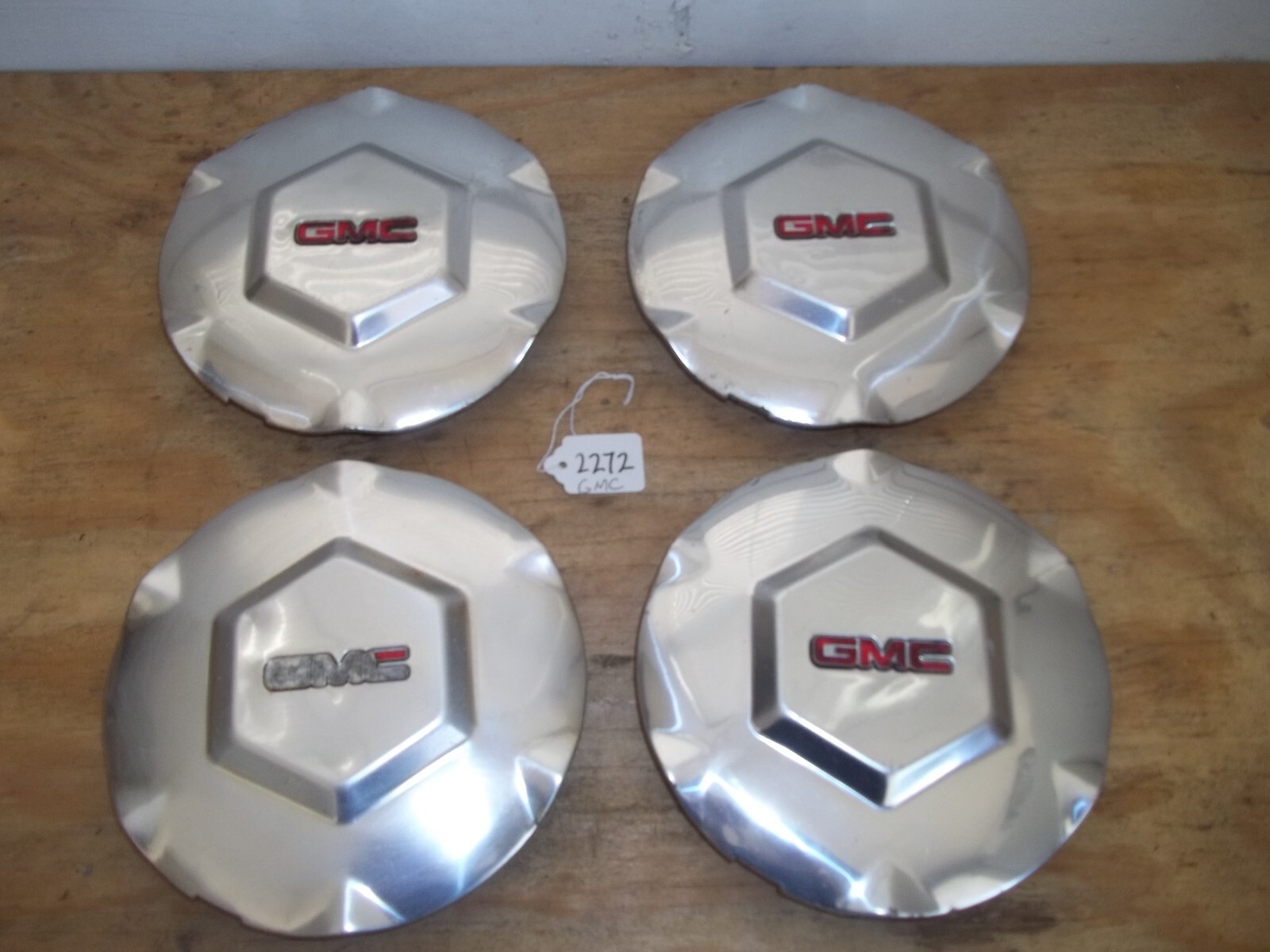 QTY 4 USED) 2002 - 2007 GMC Envoy Center Cap 9593395 | eBay