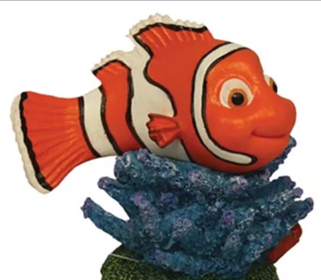 Finding Nemo Tank ☆NEW! DISNEY ~FINDING NEMO FISH TANK~