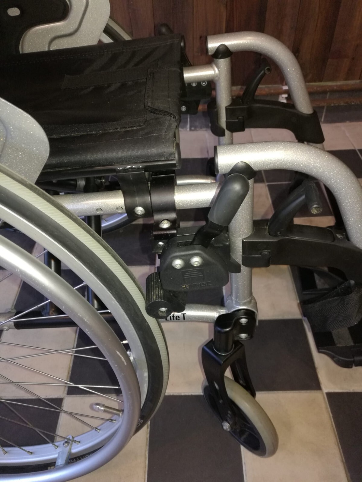 Quickie Easy Life T Aktiv Rollstuhl Faltbar SB 32 cm #SU25 | eBay.de