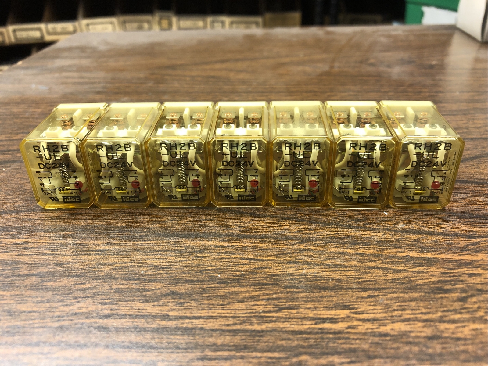 Lot of 7 Idec RH2B-UL-AC24 Relay, DPDT, 10A, 24V | eBay