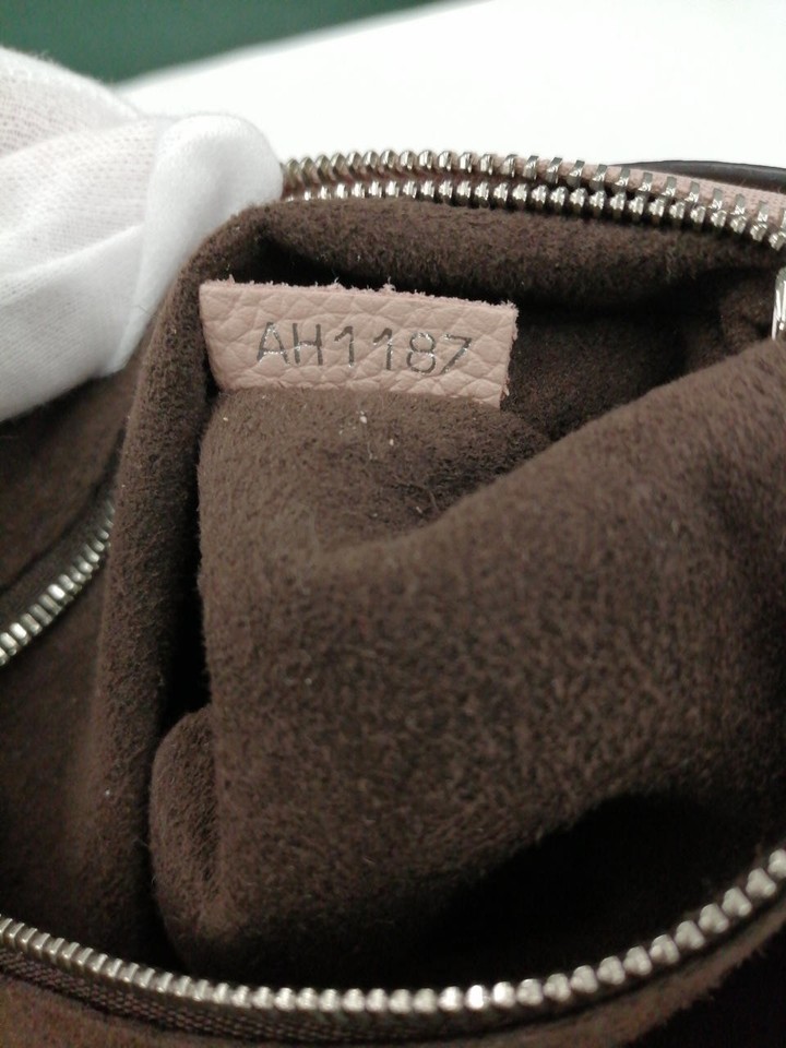 LOUIS VUITTON Babylon Chain BB Model Number M51219 Authentic Excellent ...