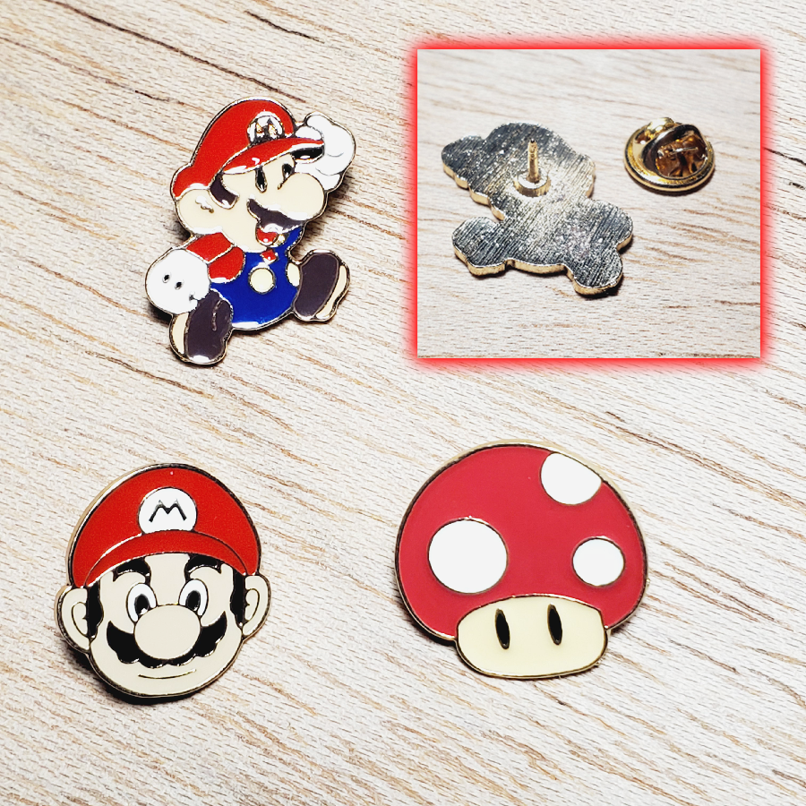 Super Mario enamel pin set 🍄 Mario Jumping / Face / Mushroom retro ...