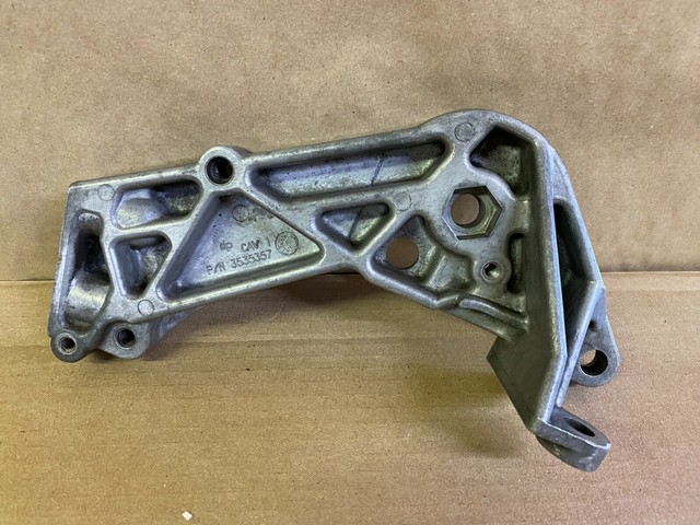 94 Cadillac Deville 4.9 Power Steering Pump Bracket Support 3535357 for ...