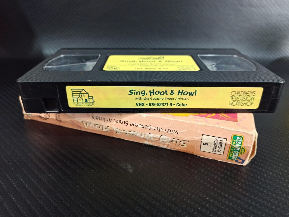 Sesame Street - Sing, Hoot Howl (VHS, 1991) 74645131238| eBay