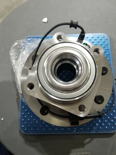 MotorbyMotor 515145 Front Wheel Bearing and Hub Assembly w/8 Lugs Fits ...