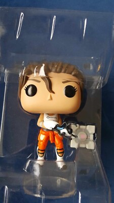 Chell 243 Funko Pop! Vinyl: Portal - Chell (w/ Portal Gun) 889698210409 ...