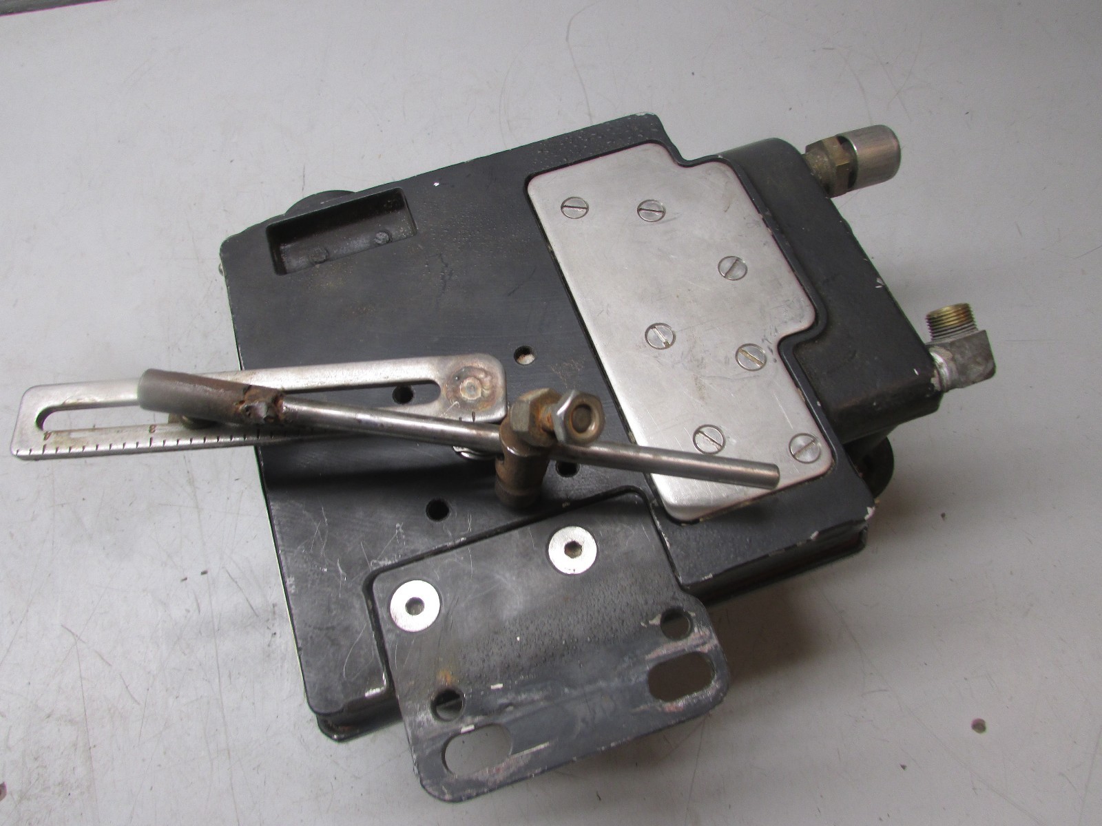 Moore 760 Valve Controller | eBay