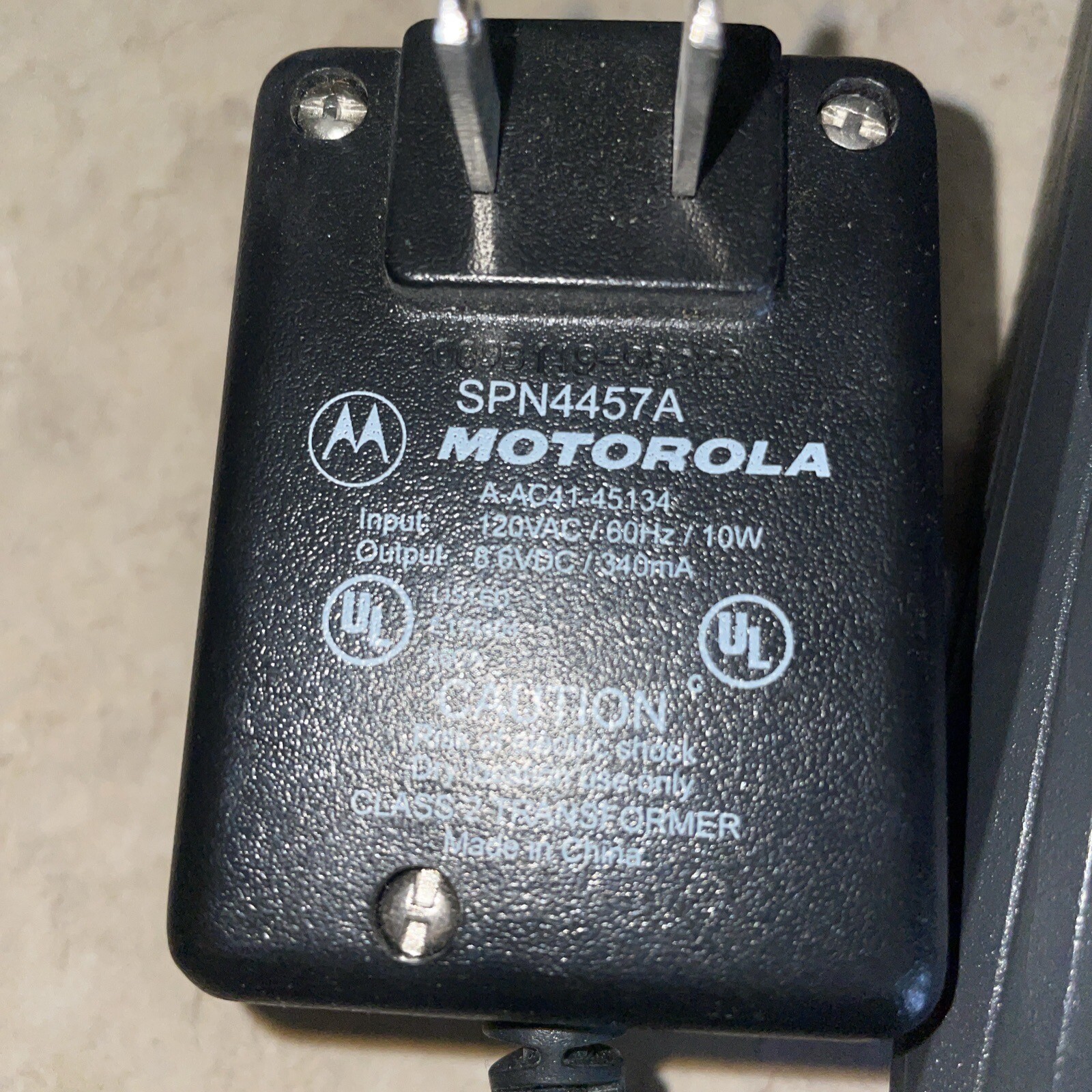 Téléphone à clapet vintage Motorola MicroTac 650 avec cordon chargeur ...