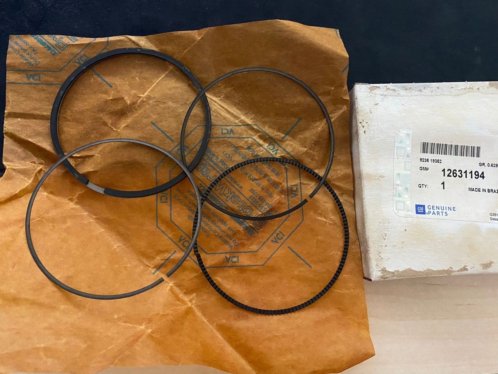 GM Genuine Parts 12631194 Engine Piston Ring Kit | eBay