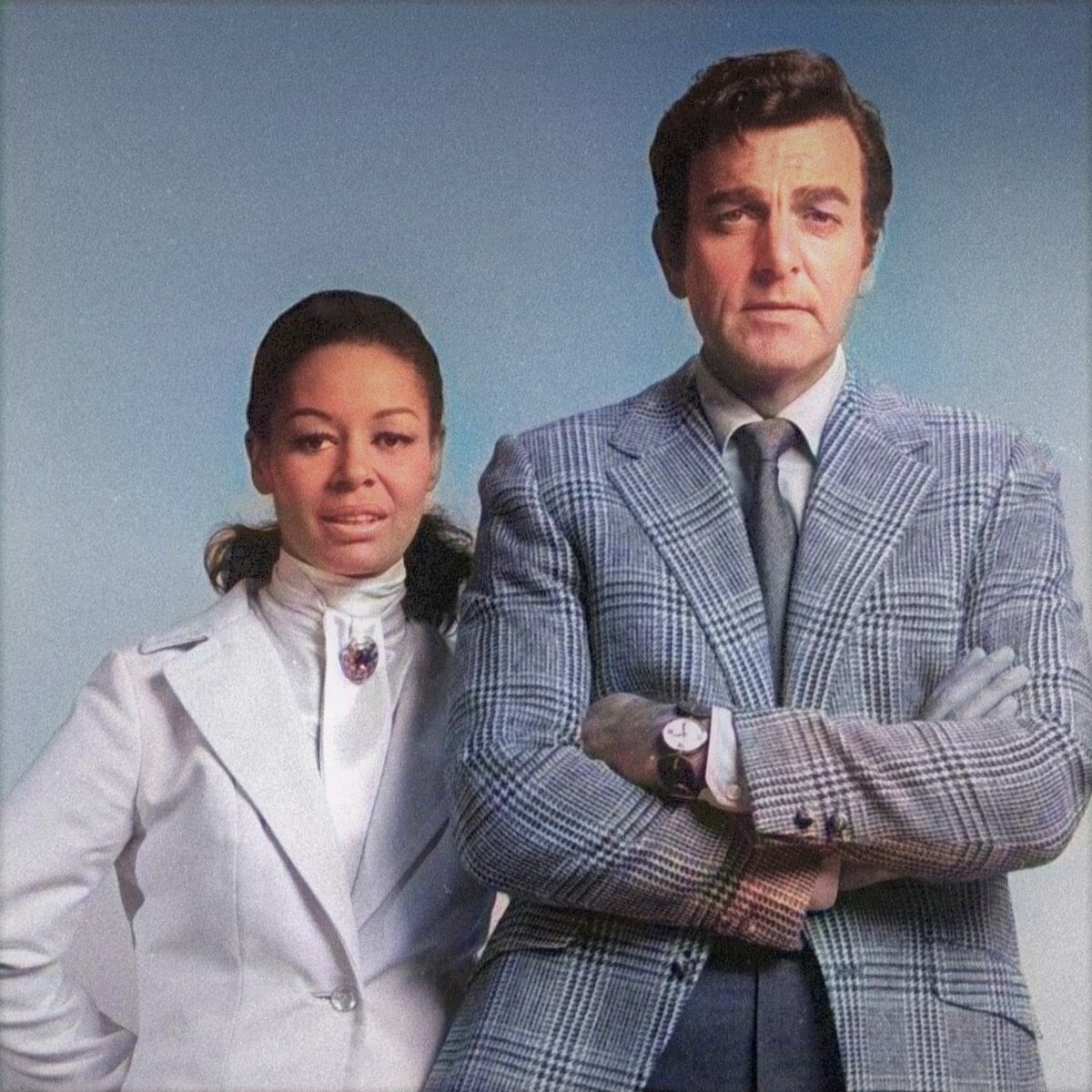 RARE COLOR STILL MIKE CONNORS AND CAST OF TVs Mannix | eBay