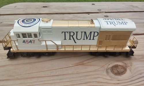 Donald J Trump U36B O gauge train president 45 47 diesel engine Lionel ...