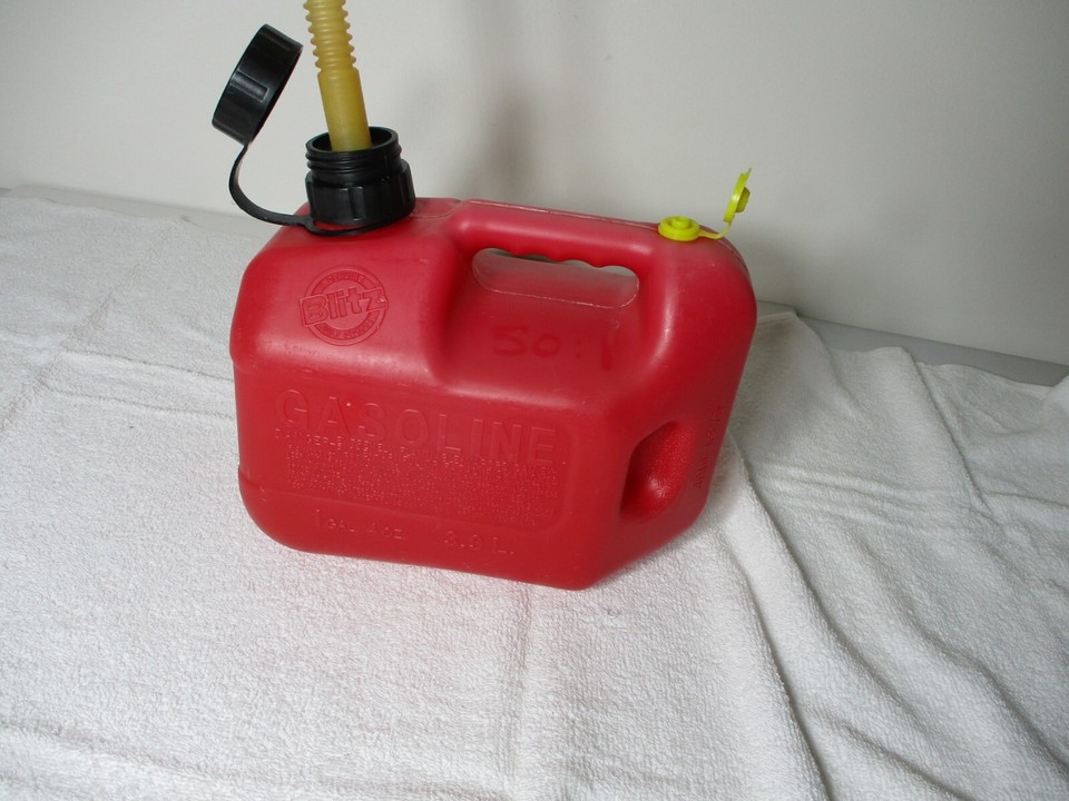 PRE-BAN BLITZ PLASTIC VENTED GAS CAN 1 GAL GALLON 4 OZ OUNCE FUEL JUG ...