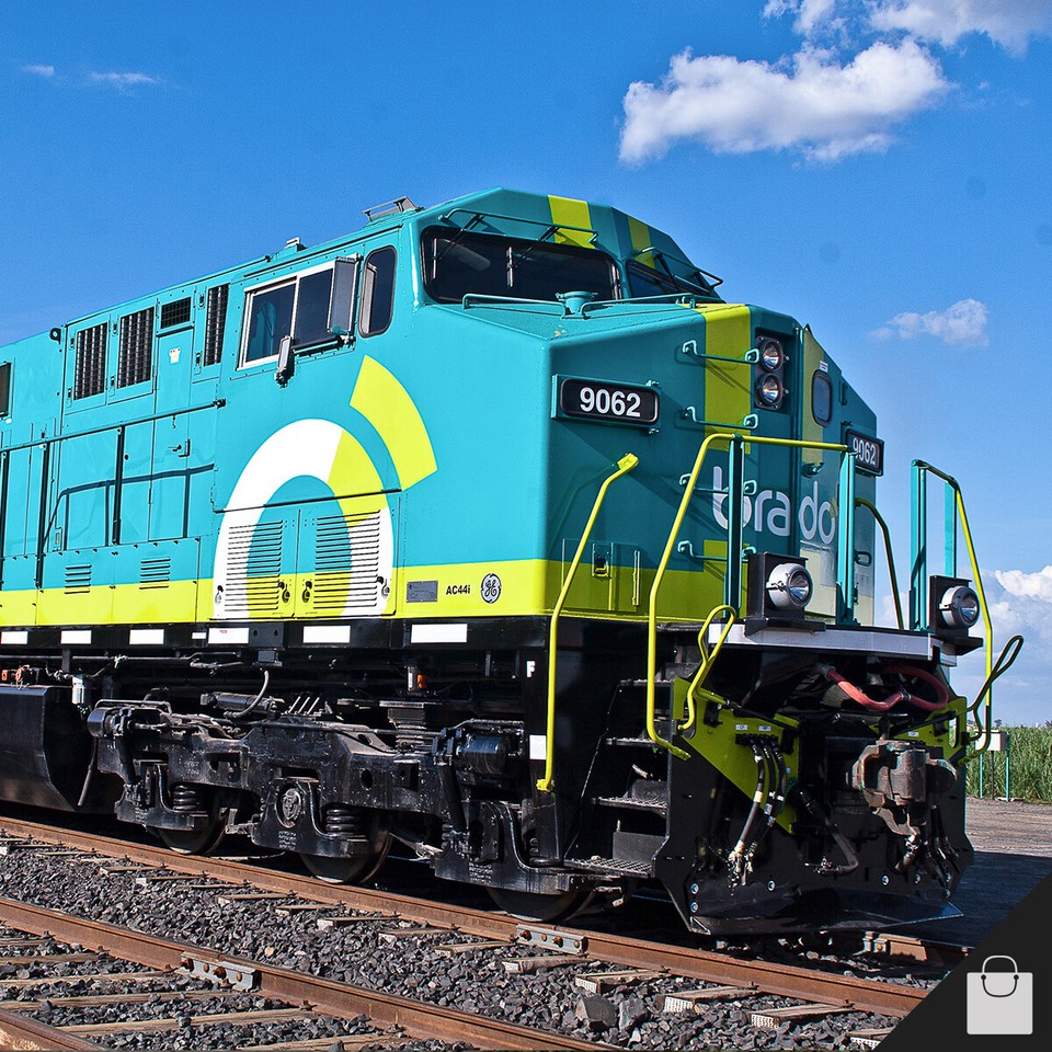 Frateschi Electric Locomotive AC44i Brado 3077 HO Miniature Brazilian ...