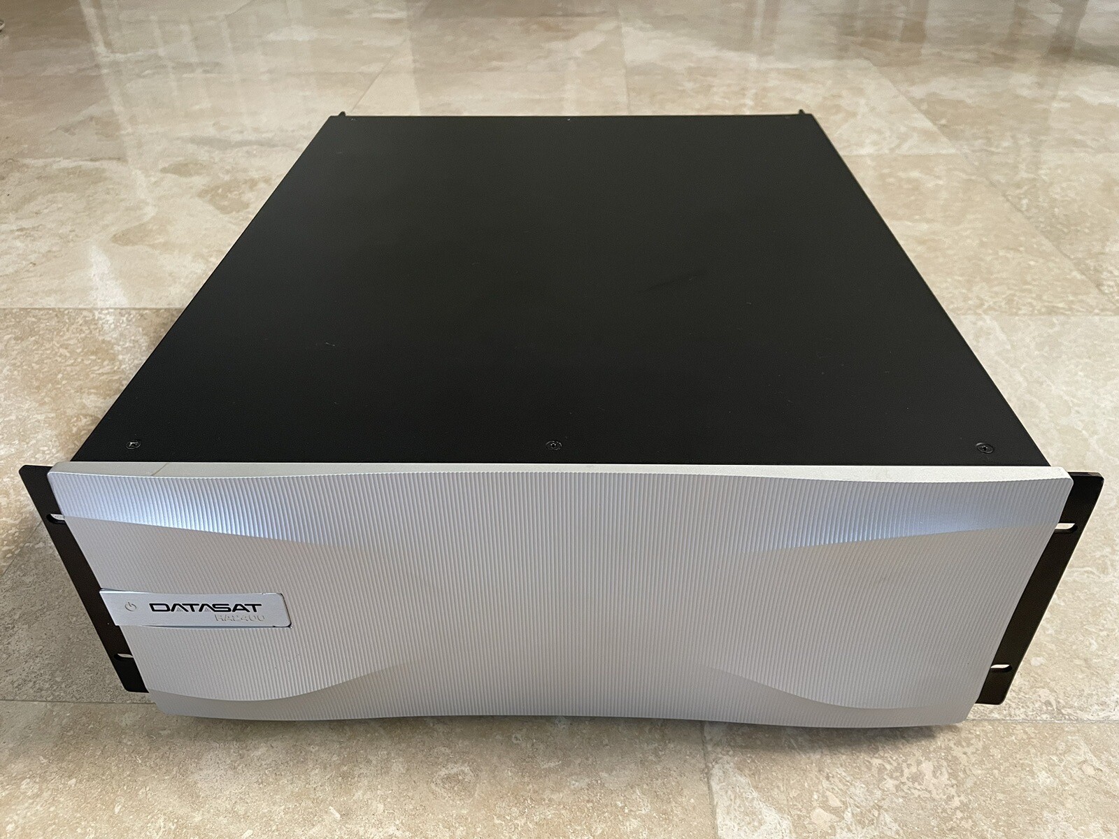 Datasat RA2400 Stereo Power Amplifier, 2-Channel 400W X 2 into 8 ohms ...