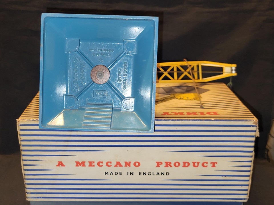 VINTAGE OLD CAST IRON 973 GOODS YARDS CRANE DINKY SUPERTOYS ENGLAND ...