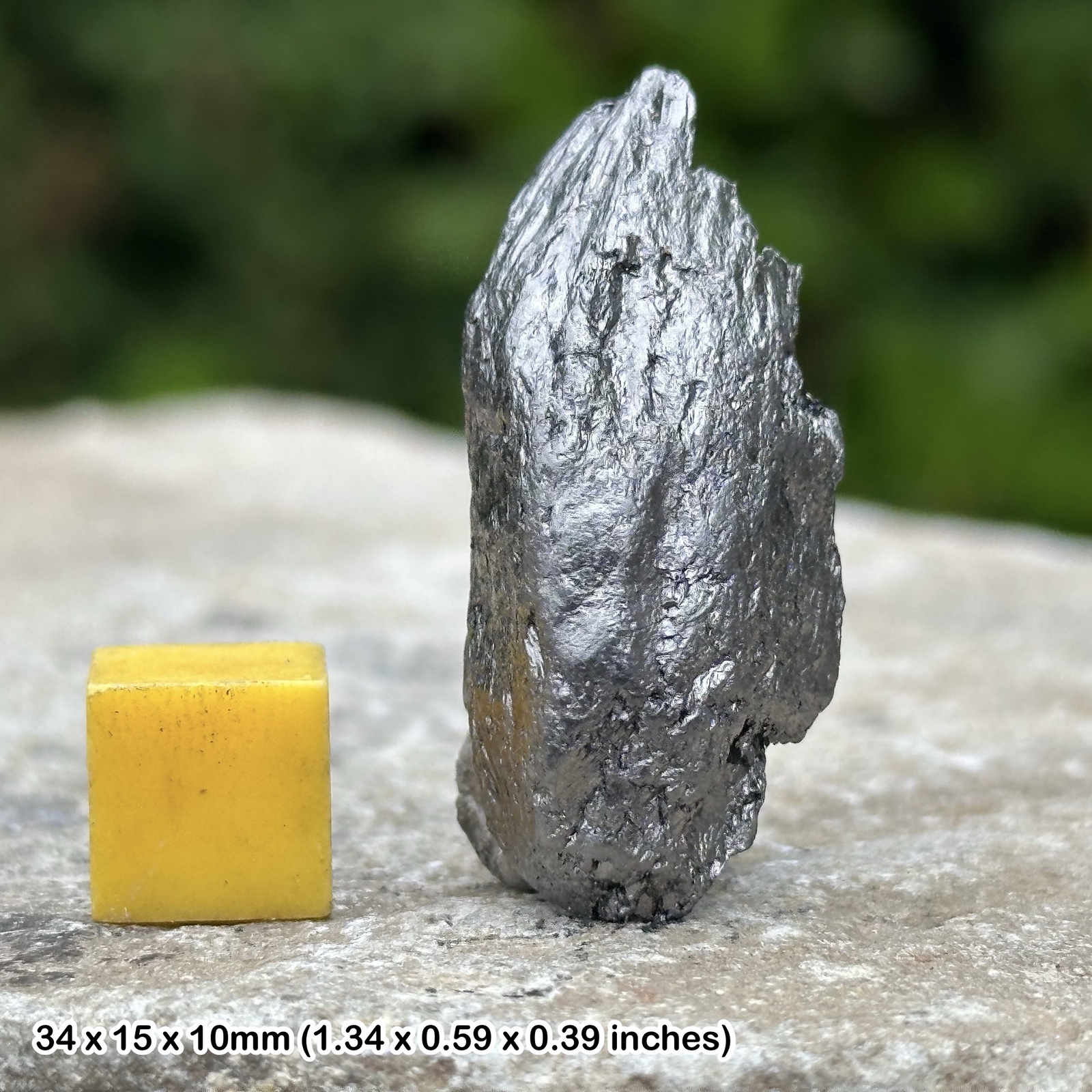 Graphite submetallic - spiritual healing crystal mineral stone ...