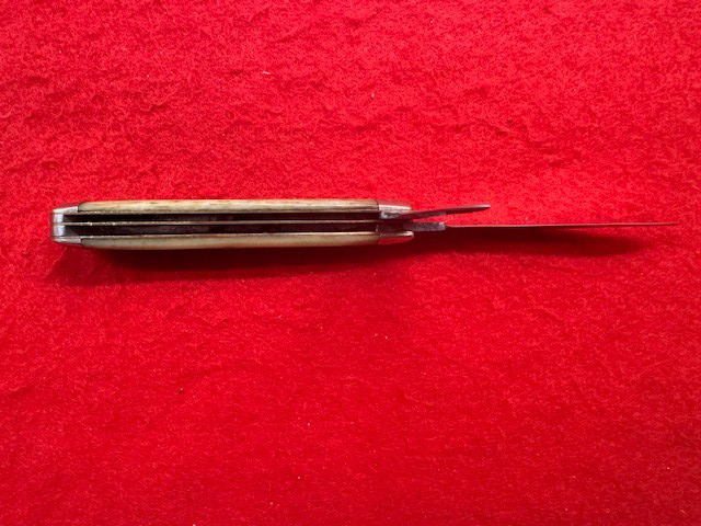 1955 – 1957 QUEEN STEEL DOG LEG JACK, AMBER WINTERBOTTOM BONE SCALES ...