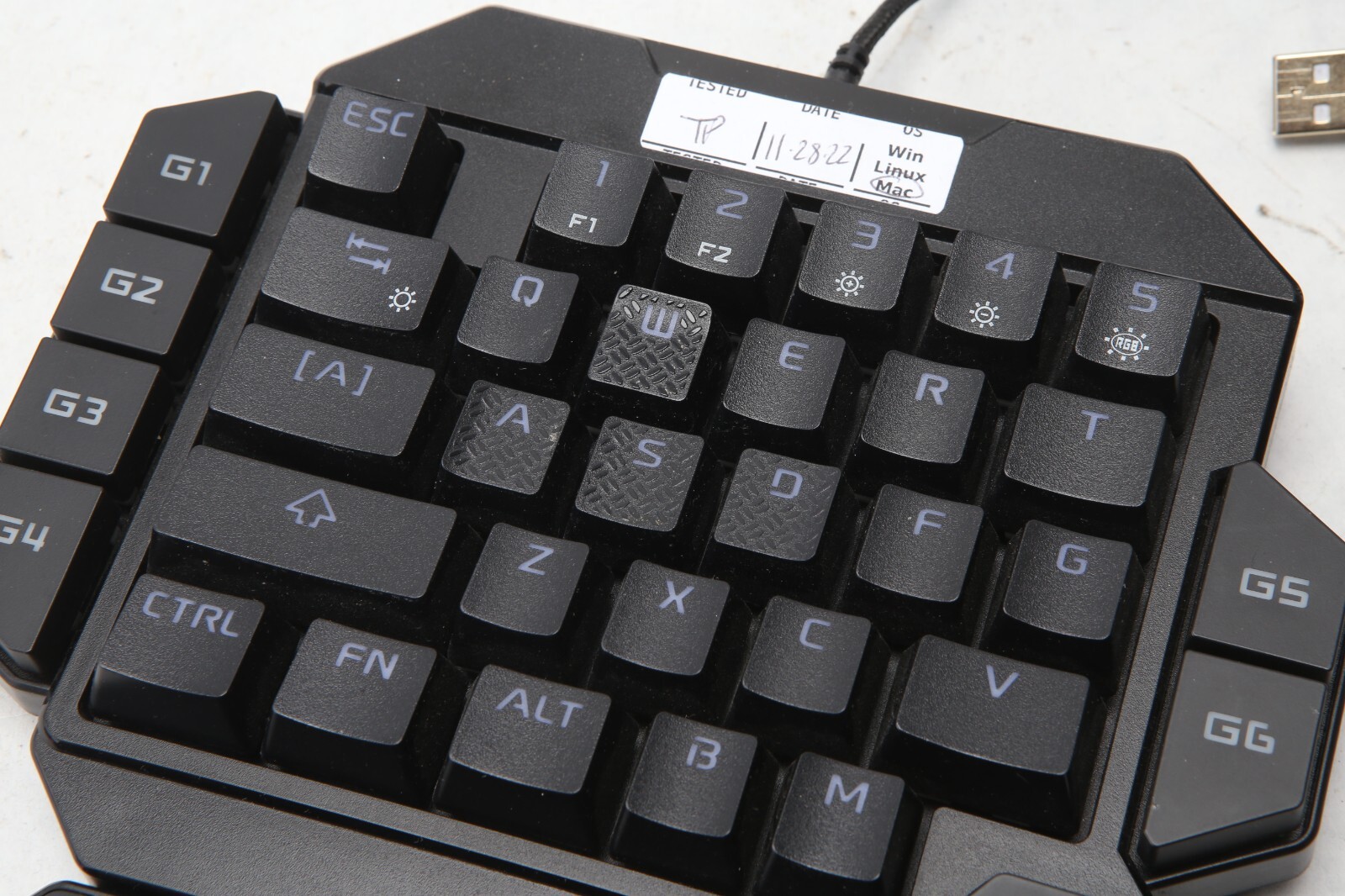 Miracle Snail: RGB One-Hand Mechanical Gaming Keyboard, USB Wired M43 ...