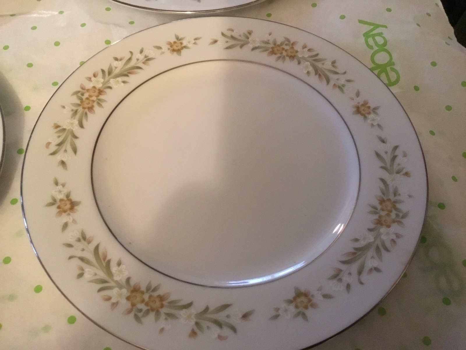 Style House Mayfair pattern fine China plates | eBay
