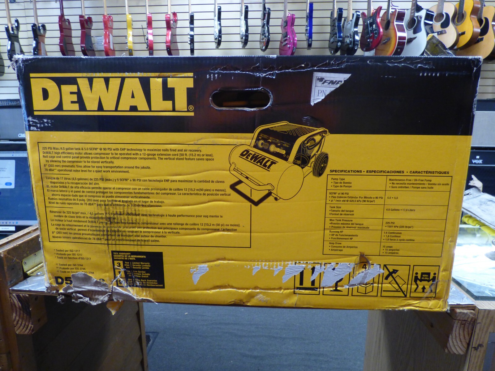 DEWALT D55146 1.6HP 225PSI 4.5 Gallon Oil Free Wheeled Electric Air ...