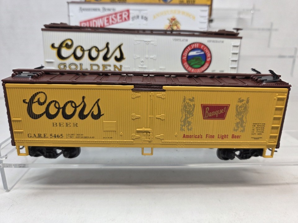 BEER TRAIN! LOT 5 HO BEER REEFER BOX CARS SCHLITZ PABST COORS BUDWISER ...