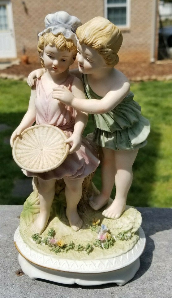 8.5" Porcelain FIGURINE BOY GIRL CHILDREN Ancient Greek Clothing Straw ...