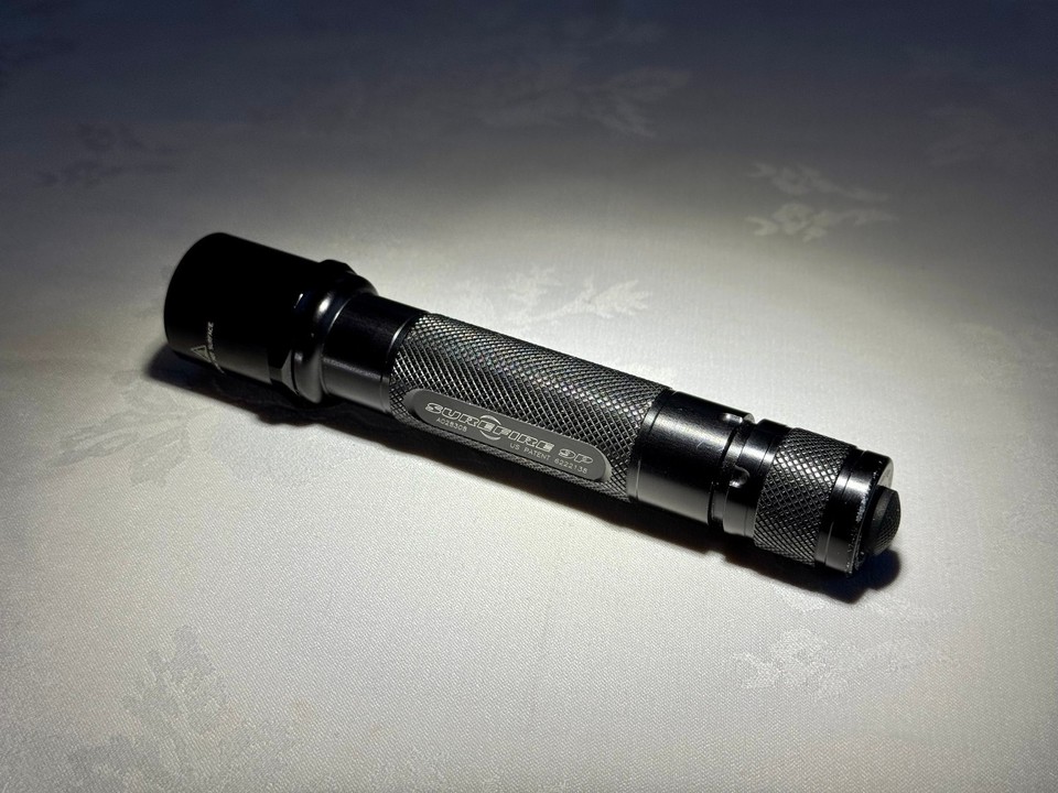 RARE vintage Surefire 9P with Malkoff M61 219bv2 SHO dropin (limited ...