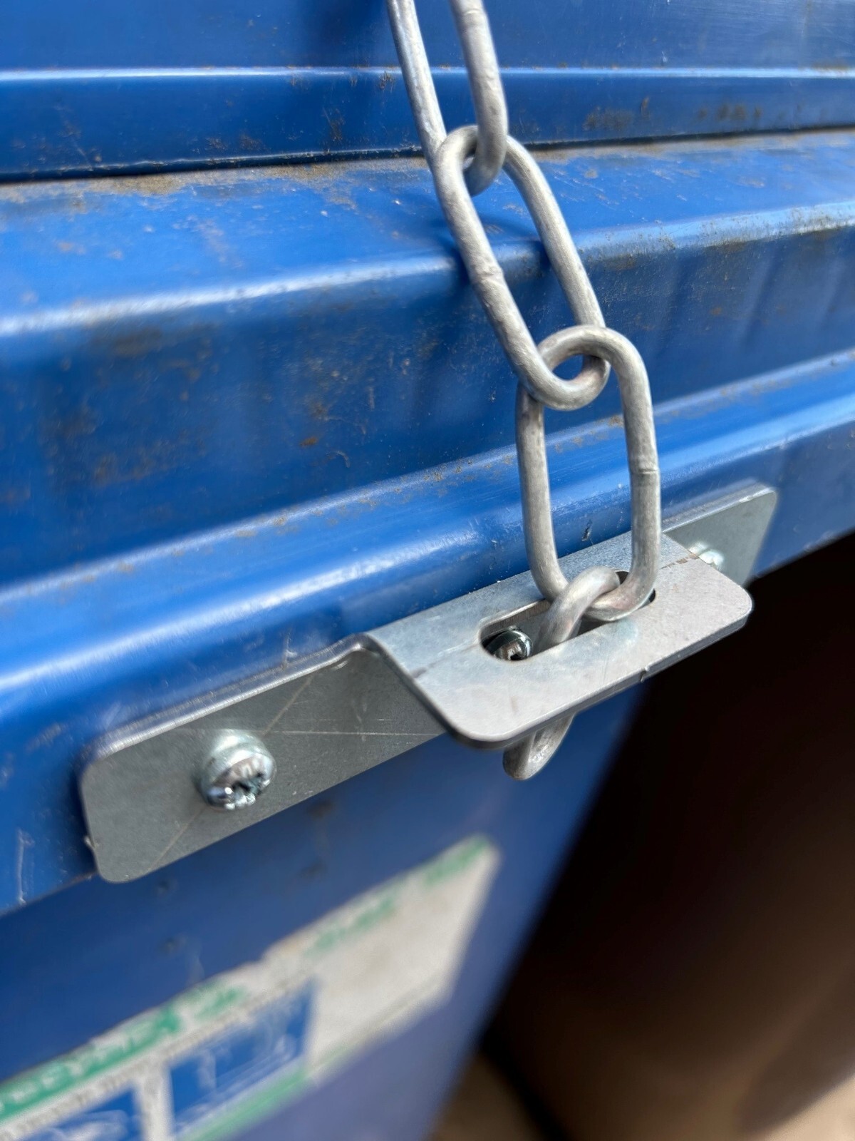 WHEELIE BIN LID LOCK 8" Chain Security LID LOCK Stop ID Theft No ...