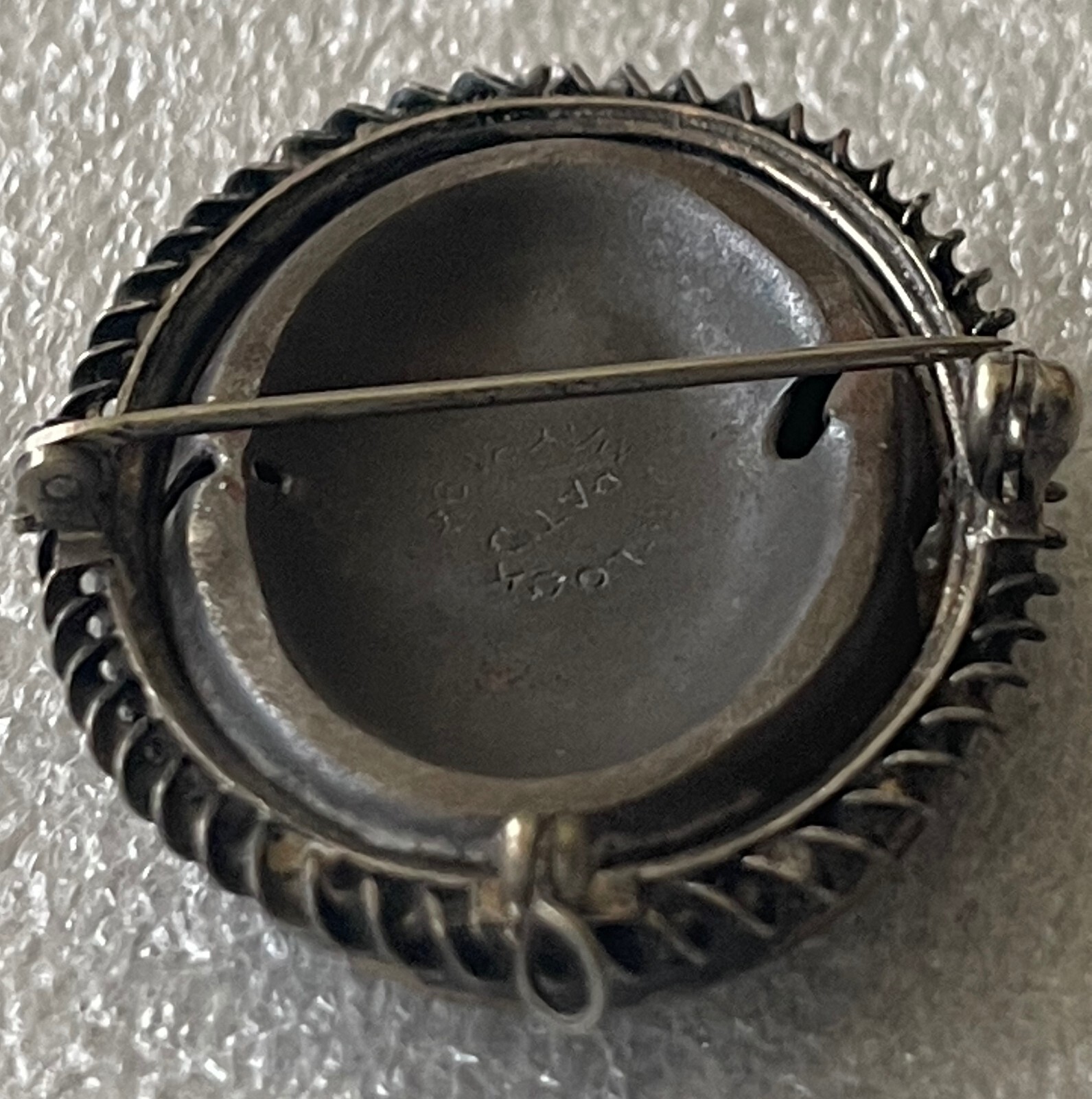 ANTIQUE PAT. MAY 31 1898 PIN LOCK PHOTO LOCKET PIN BR… - Gem