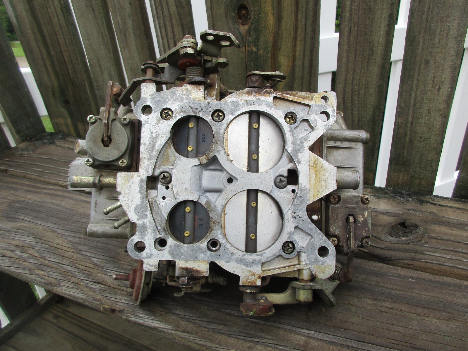 Holley 650 CFM 4 Barrel Carburetor List 6210 Double Pump Spread Bore ...