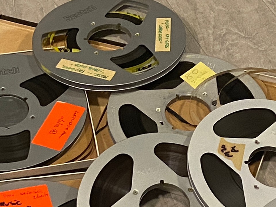 17 (Seventeen) 10.5 Inch Scotch Metal NAB Reels with Tape | eBay