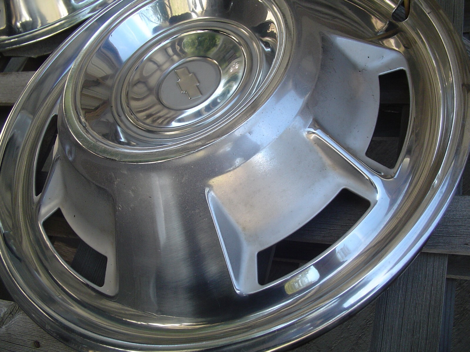 TWO 1967 67 CHEVROLET CHEVY CAMARO VINTAGE HUBCAPS WHEEL COVERS CENTER ...