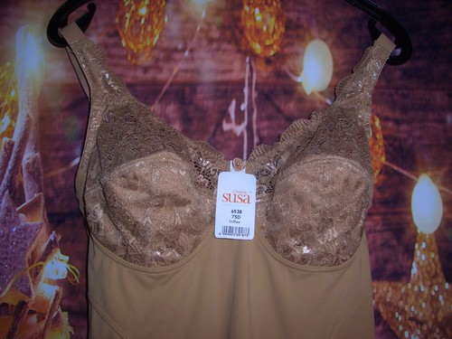 SUSA superedler Mieder Spitzen Body Korselett Gr. 75 D in TOFFEE NEU ...