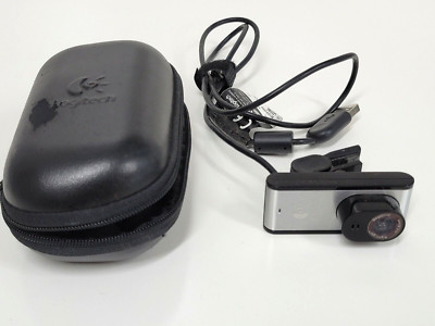 Logitech QuickCam USB Webcam for OLDER Notebooks/Laptops/Monitors, V ...