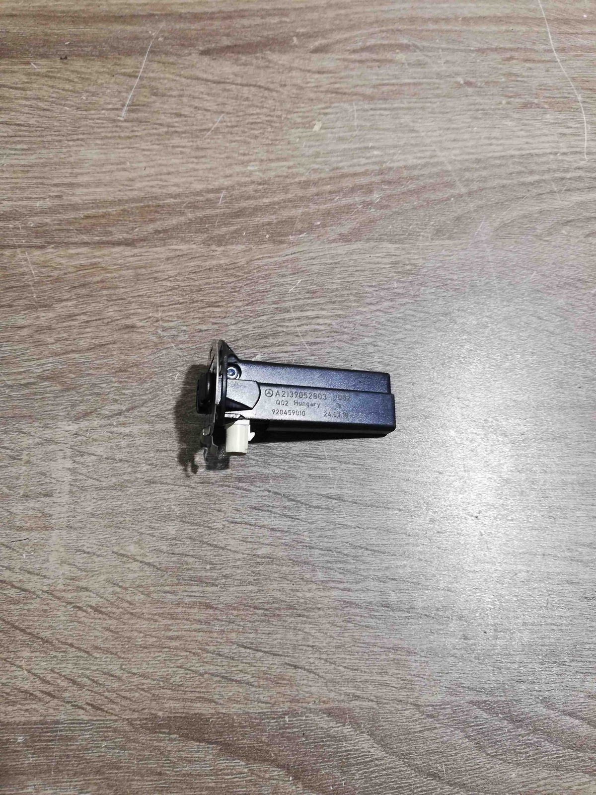 Mercedes Benz E Class A2139052803 Antenna Radio Signal Amplifier Trap ...