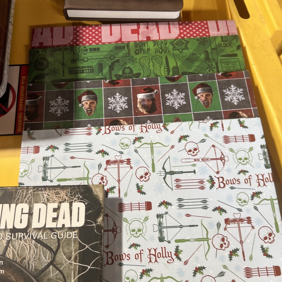 The Walking Dead Rick Grimes Badge King County Notebook Lunchbox Cook ...