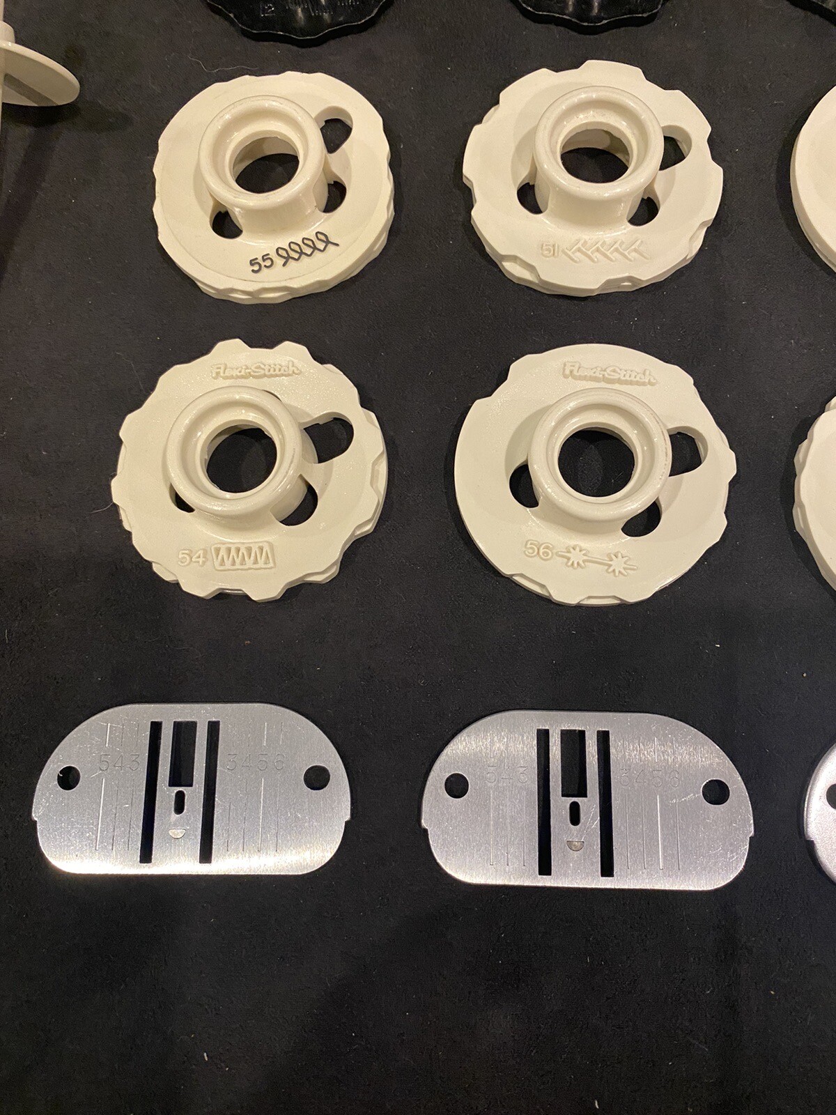 VTG Singer Sewing Machine Flexi-Stitch Cams & Black Hat Discs With Case ...