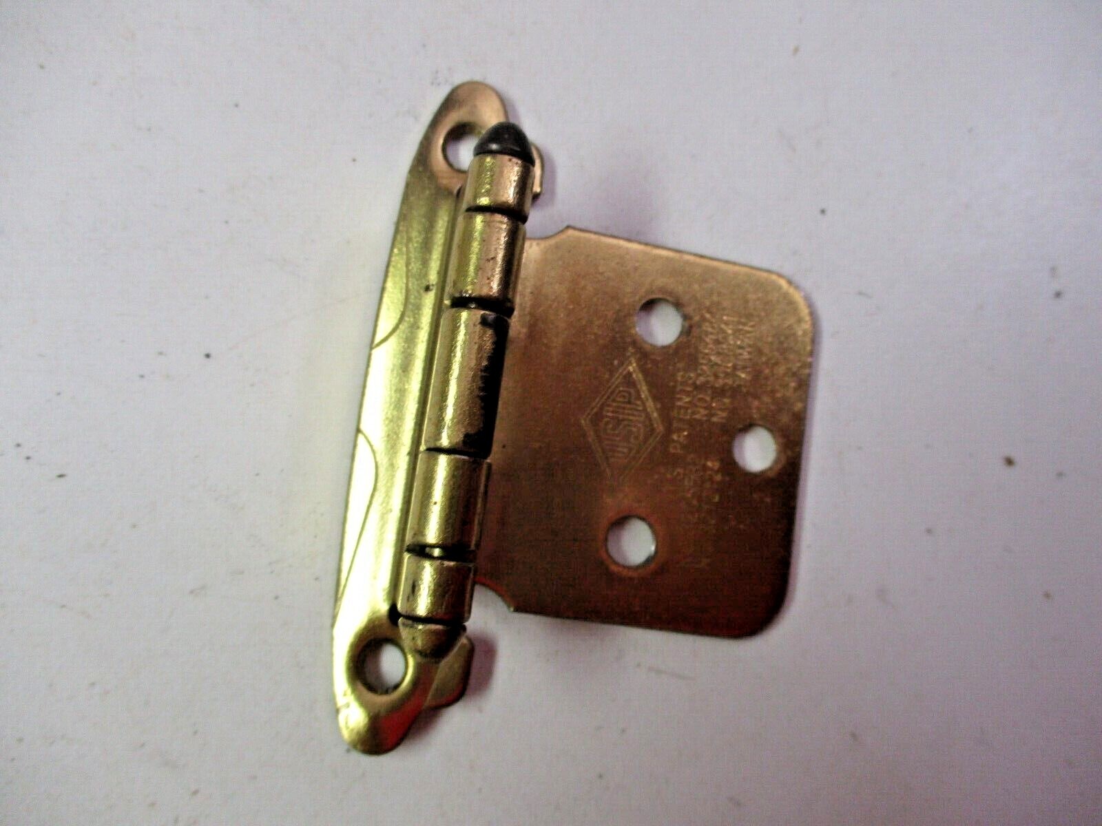 USIP Taiwan Cabinet Door Hinge 1 Bright Brass Self Close Variable O'lay ...