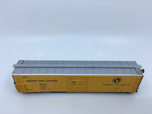 HO Red Caboose Great Northern GN 57’ Mechanical Reefer Boxcar WFCX #8501 | eBay
