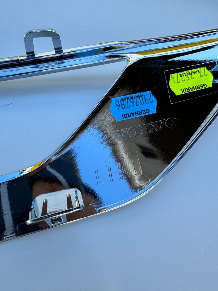 2017-2020 VOLVO V90 S90 FRONT BUMPER LEFT MOULDING CHROME TRIM 31425448 ...